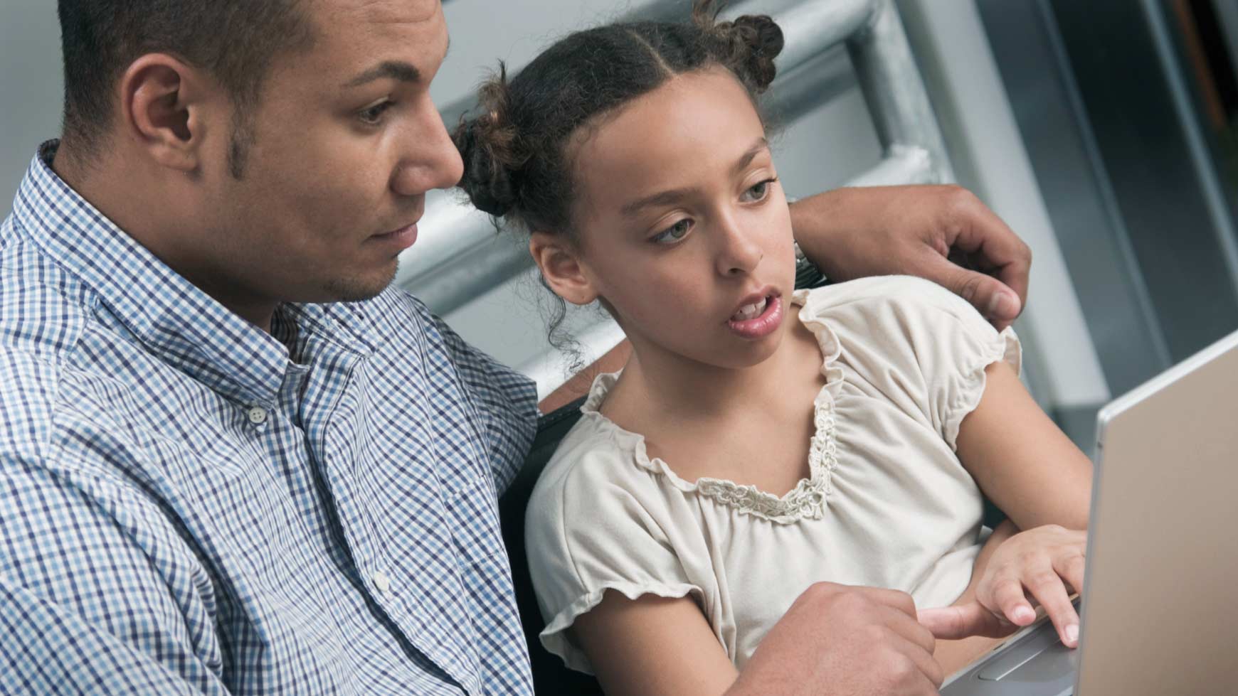 9 ways to protect your child from online predators