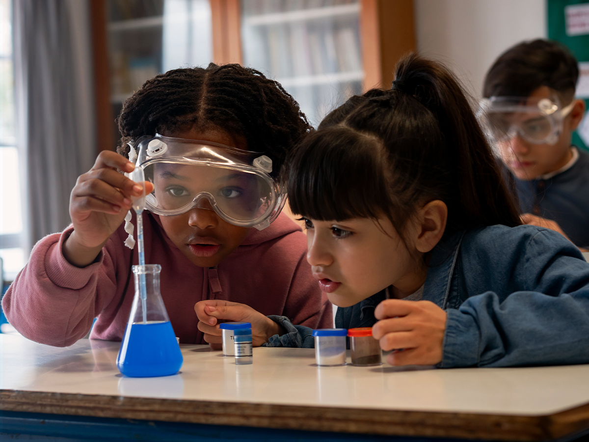 4 tips for teaching STEM to kids who learn and think differently
